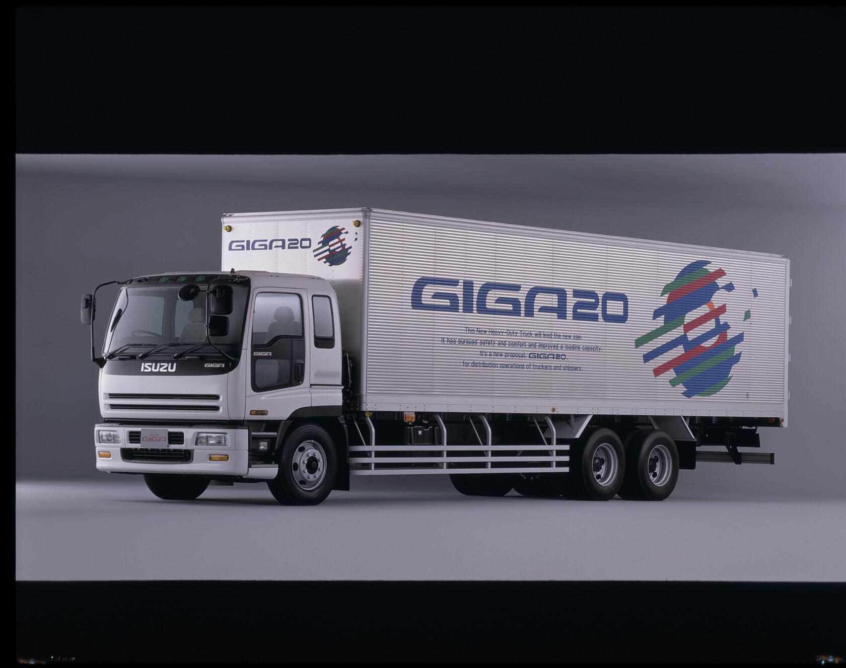GIGA 1st | ISUZU MOTORS LIMITED